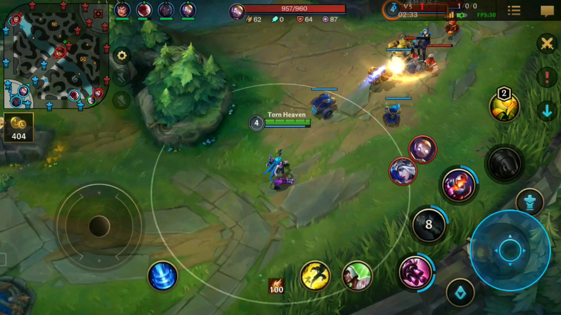 [英雄联盟手游]当一个ADC放技能不用鼠标瞄准的时候。