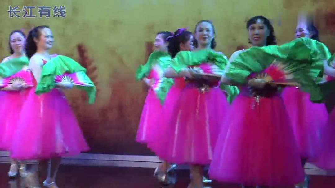 04-舞蹈《我爱你中国》