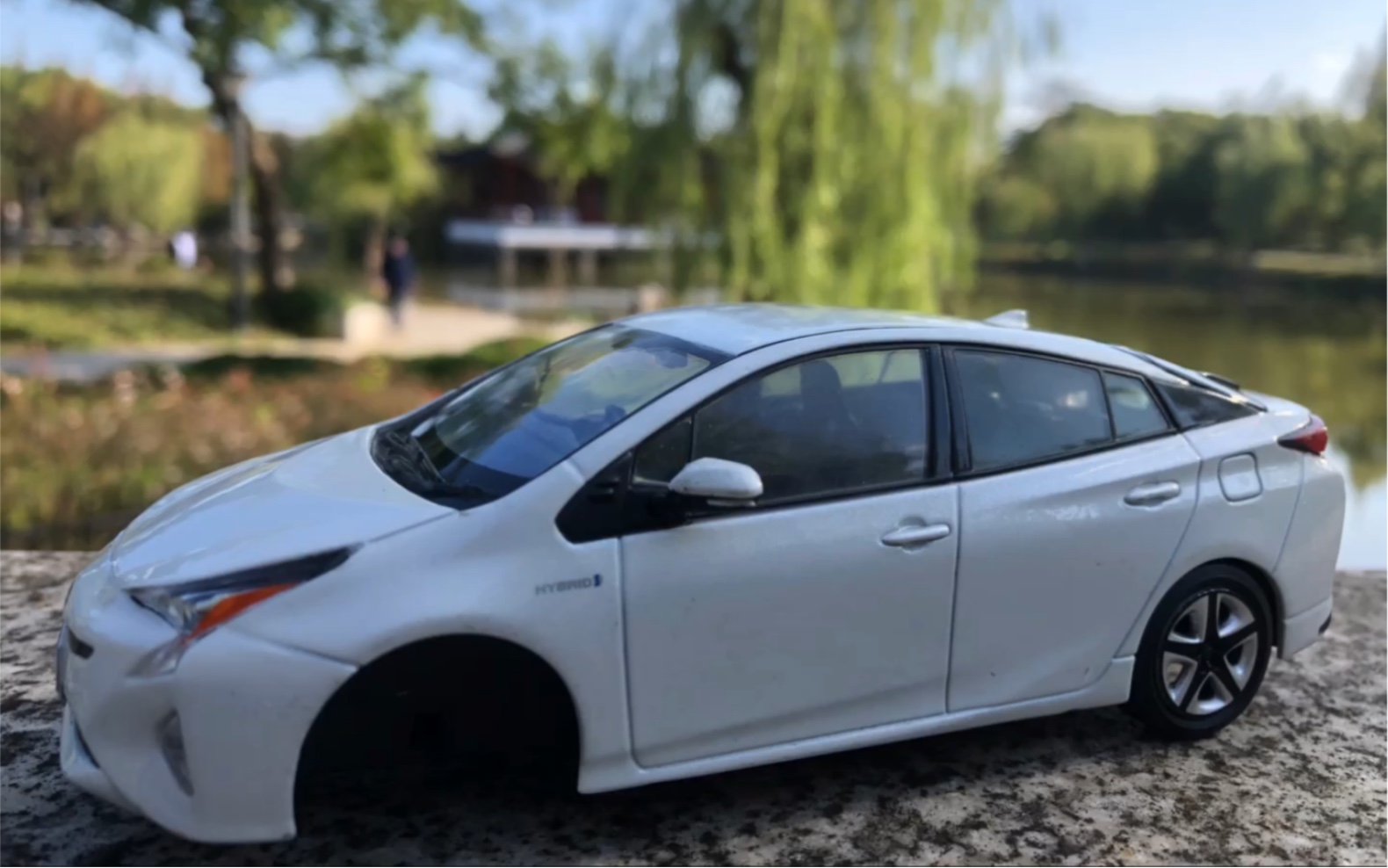 开第四代丰田普锐斯PRIUS和雷克萨斯LM300H雷尔法周末再次郊游...