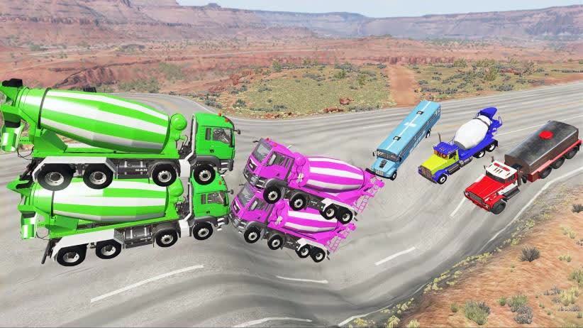 五彩混凝土搅拌车,MAN牵引车和卡车争先恐后相撞,车祸模拟器