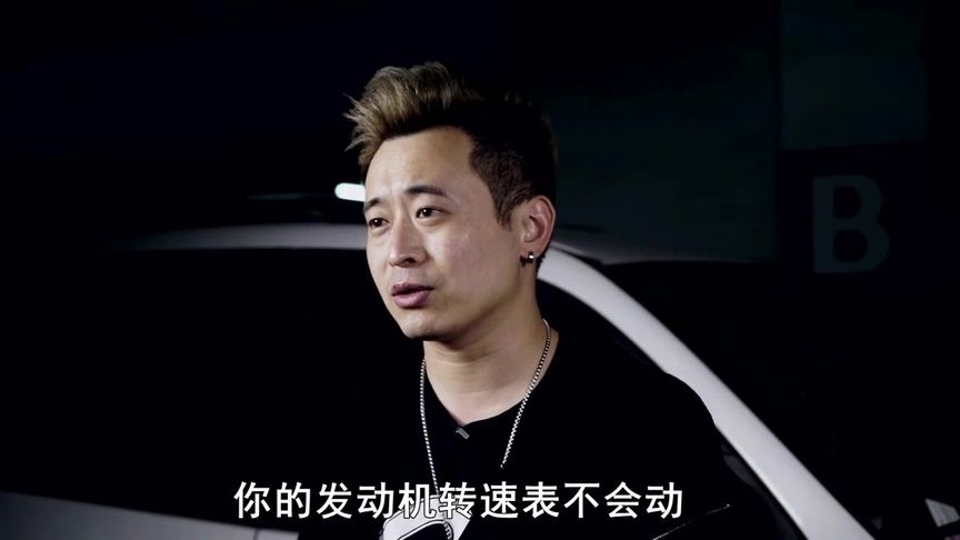 汽车转速表除了看发动机转速,还有这几个重要作用,有车的别浪费