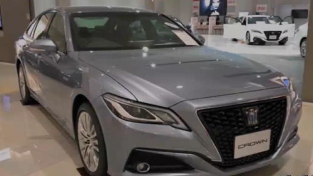 质感更强,丰田皇冠实拍,产品力提升,比亚洲龙还气派