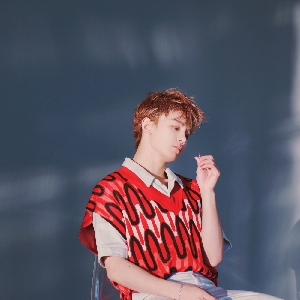 芝芝莓莓泡杯茶 