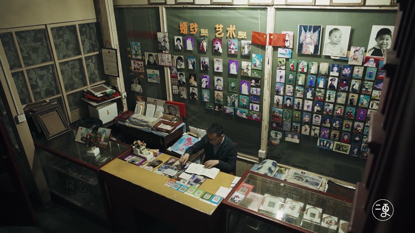 是照相馆也是博物馆,它定格了几代人的光阴故事