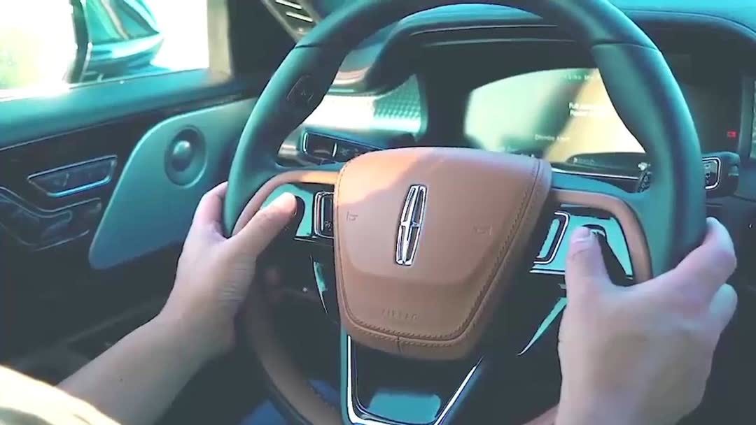 试驾体验2020款林肯飞行家,双手松开方向盘那刻,霸气开始