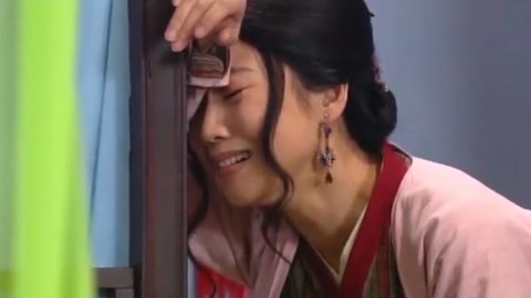 武林外传:老白走了,佟湘玉回房后忍不住哭了