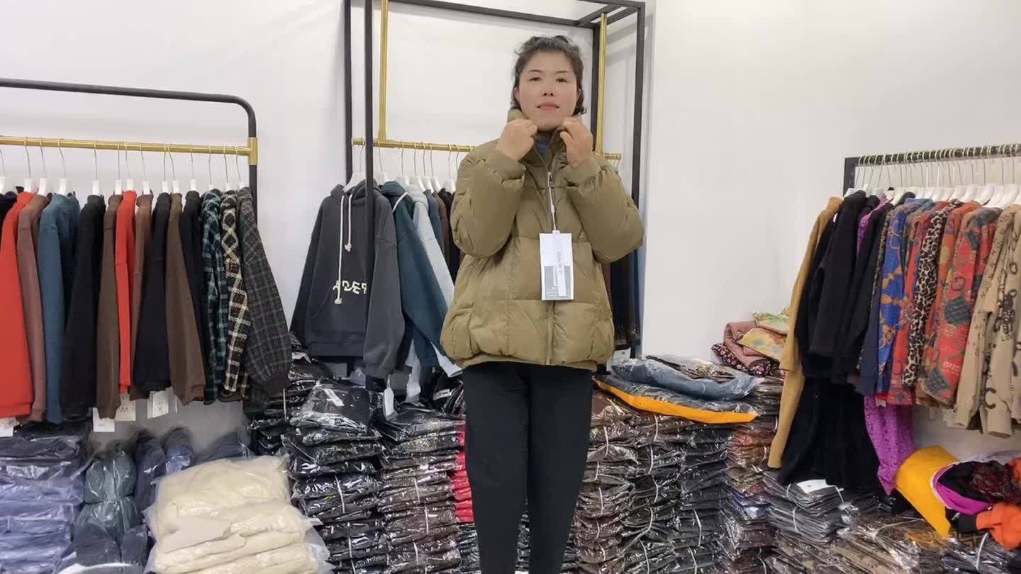 琳姐推荐90绒羽绒服,时尚减龄又保暖