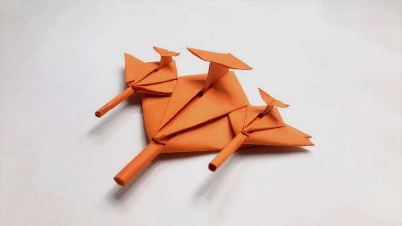 折纸教程:战机模型,这款纸飞机造型绝对彪悍,你还中意吗?