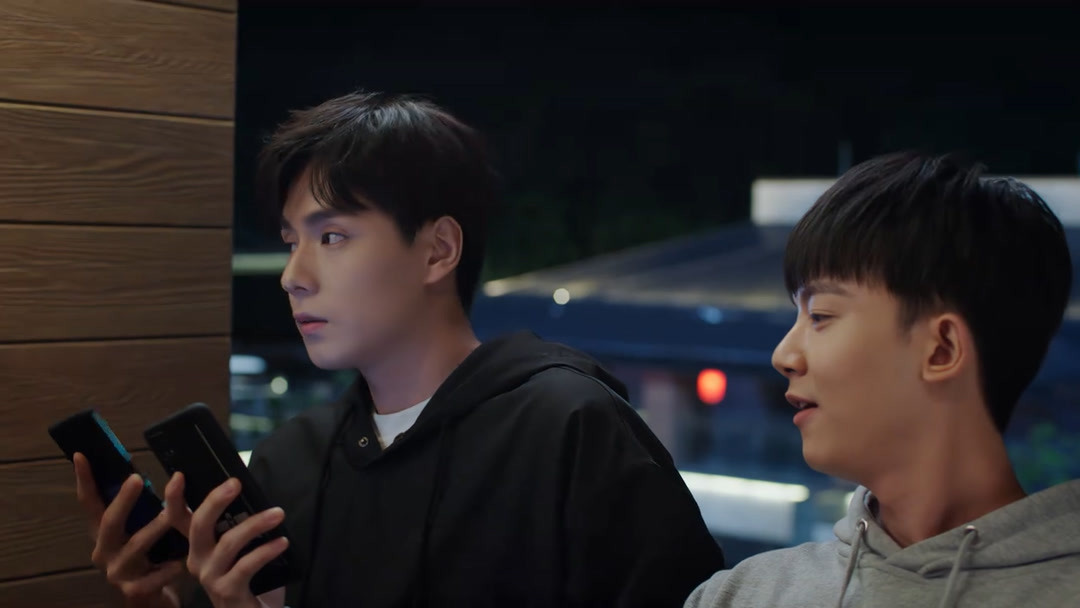 《我的时代,你的时代》回到酒店后吴白去找沈哲 这是干嘛啊