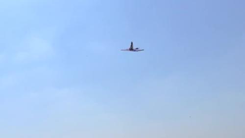 这架航模有点不一样,起飞那一刻才叫霸气,真是大开眼界!