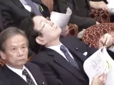 311日本地震发生時 国会内录影 日高官表情惊恐