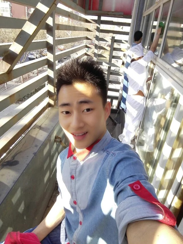 胆小的LOVE星 