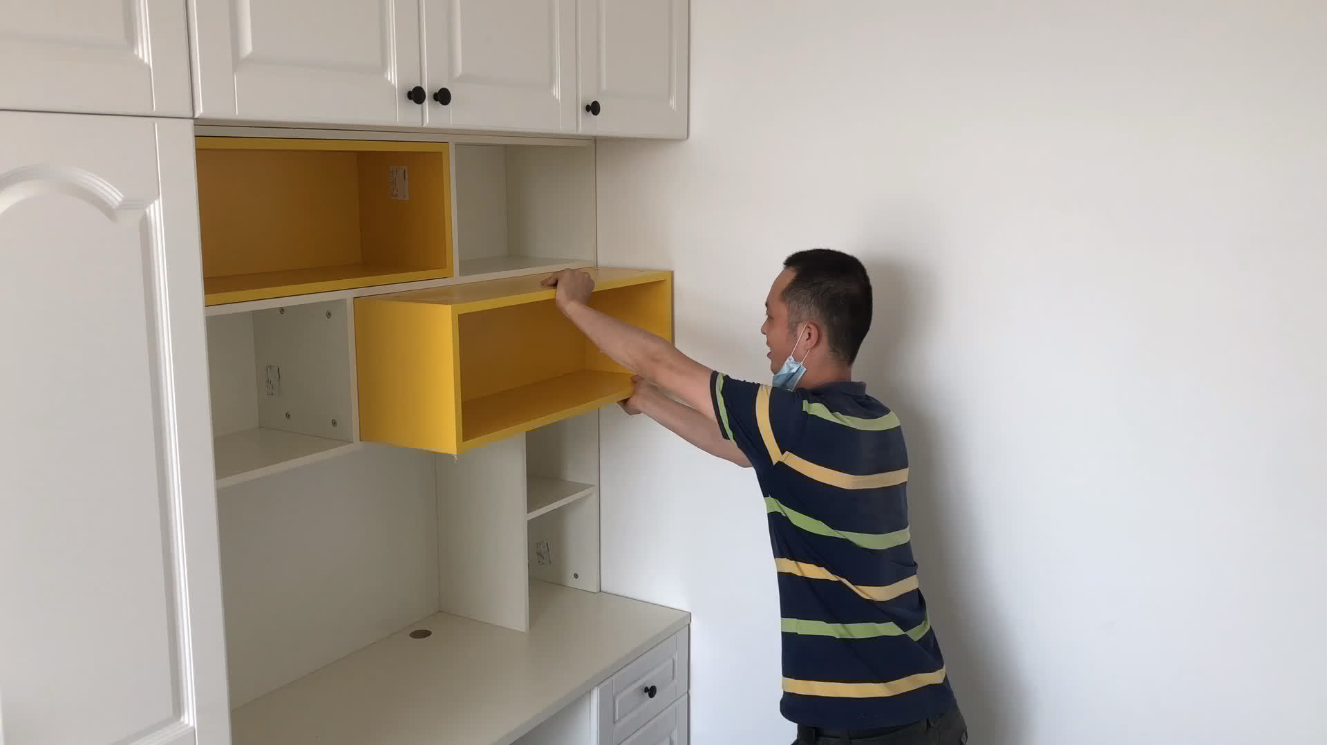 榻榻米一定要加边条,否则软包安好盖板打不开,您知道吗