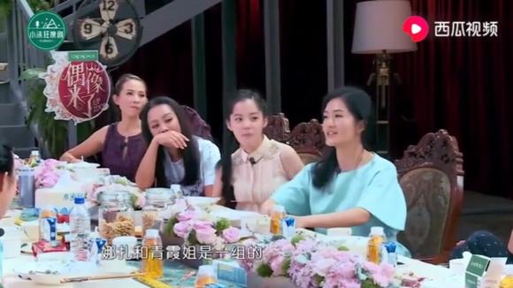 谢娜日常模仿秀(第二弹)连表情抓的很到位哦