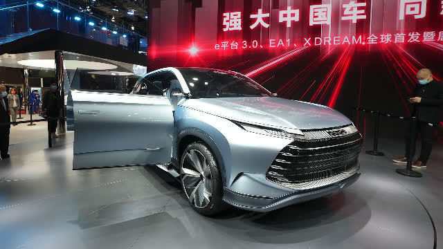 龙颜设计继任者?比亚迪X DREAM概念车亮相