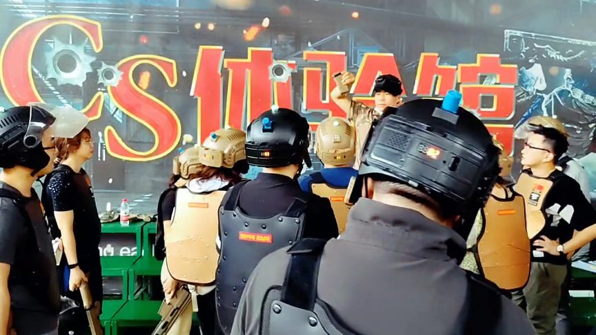 CS枪战活动,让我们玩的同时还能掌握一定的装备使用