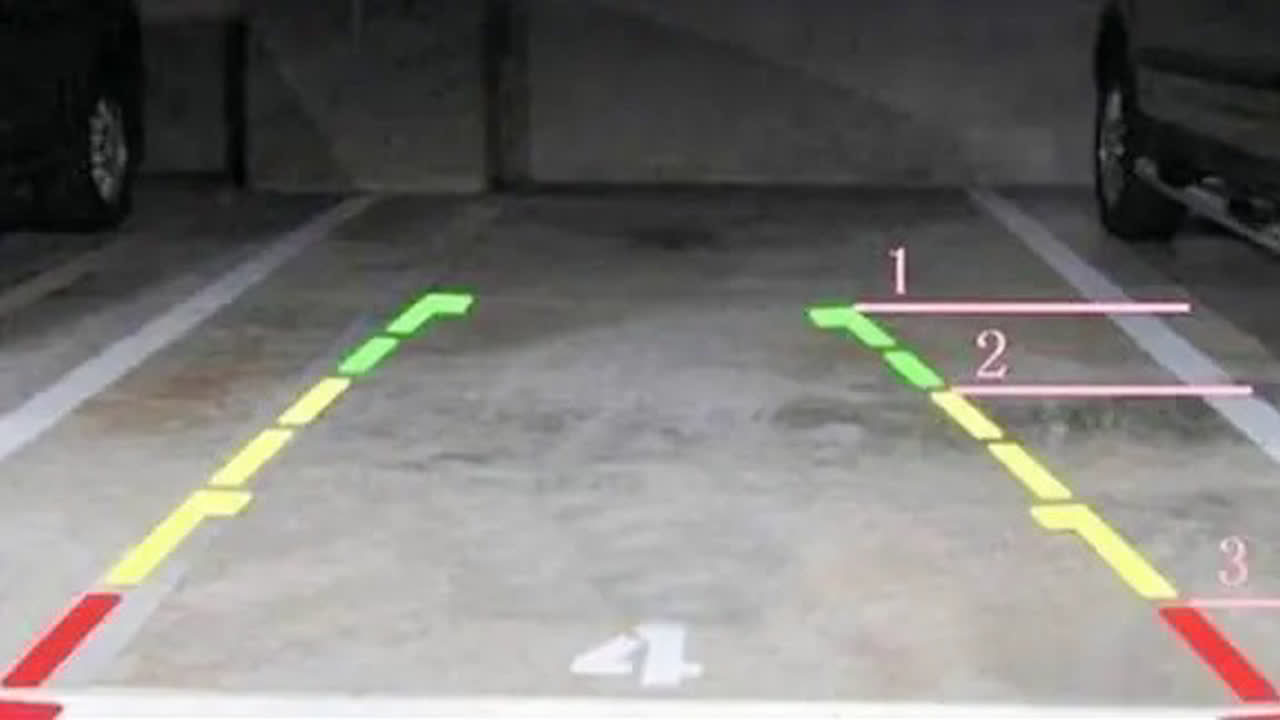 新手不会用倒车影像怎么办?老司机手把手演示,学后倒车更自信