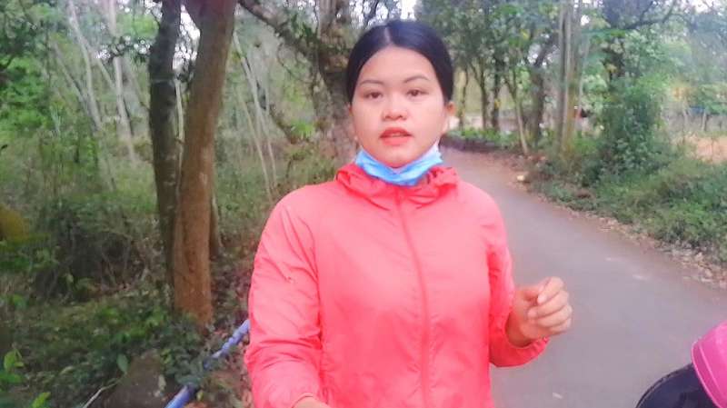 美女的海南农村生活 路上见大婶就知道今天是什么日子 准确无误