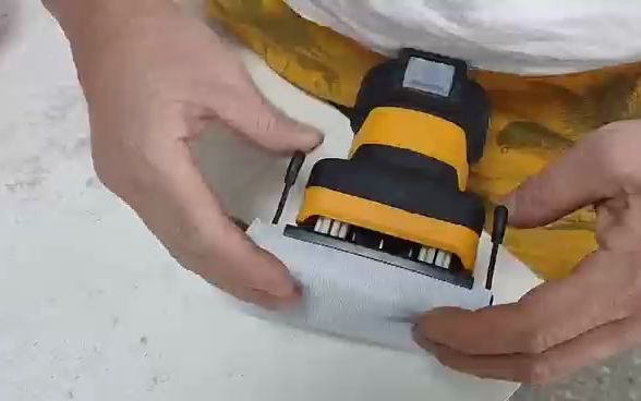 磨光机砂纸安装