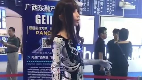 科技带领社会发展,智能机器人都发明出来了,以后将会代替人类