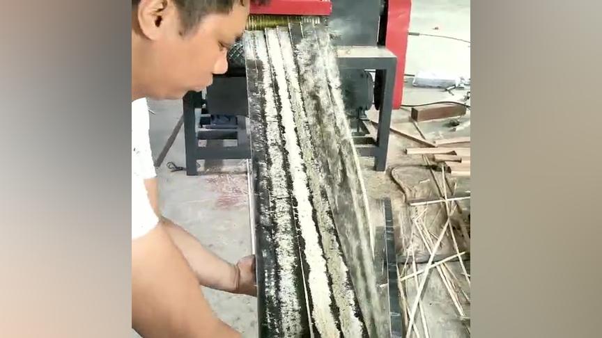 #木材加工 #木工机械设备 履带式模板多片锯