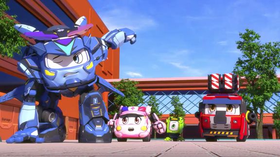 警车联盟:小治被攻击,没有还手之力,还得保护朋友们