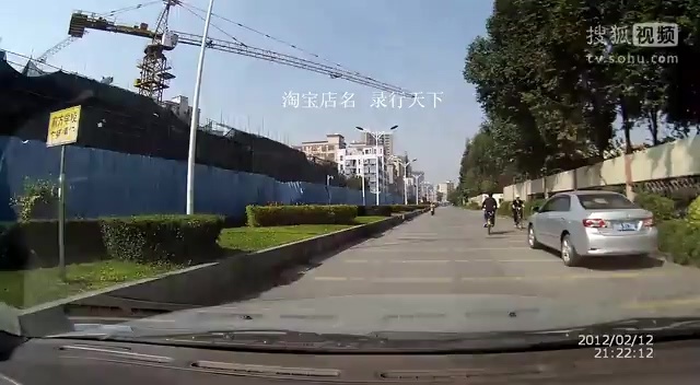 行车记录仪实录效果1080p高清行车记录仪汽车行车记录仪录象车载5