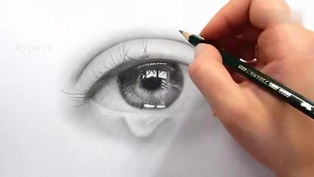 手绘素描的单眼睛唯美视频教学,这眼神,叫我悲伤!