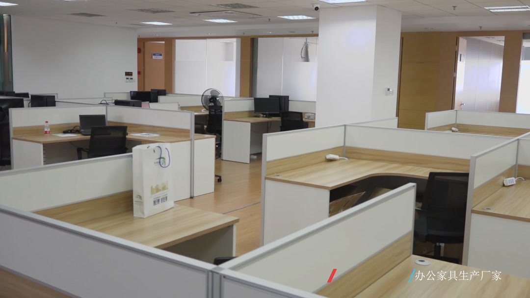 上海杰美家具有限公司员工职员屏风卡座工位办公桌定制生产厂家