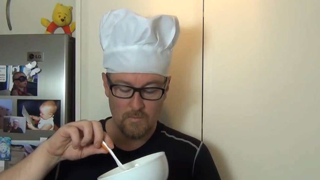 教你如何在三分钟内把牛奶变成鲜奶油,简单的美食,千万别错过!