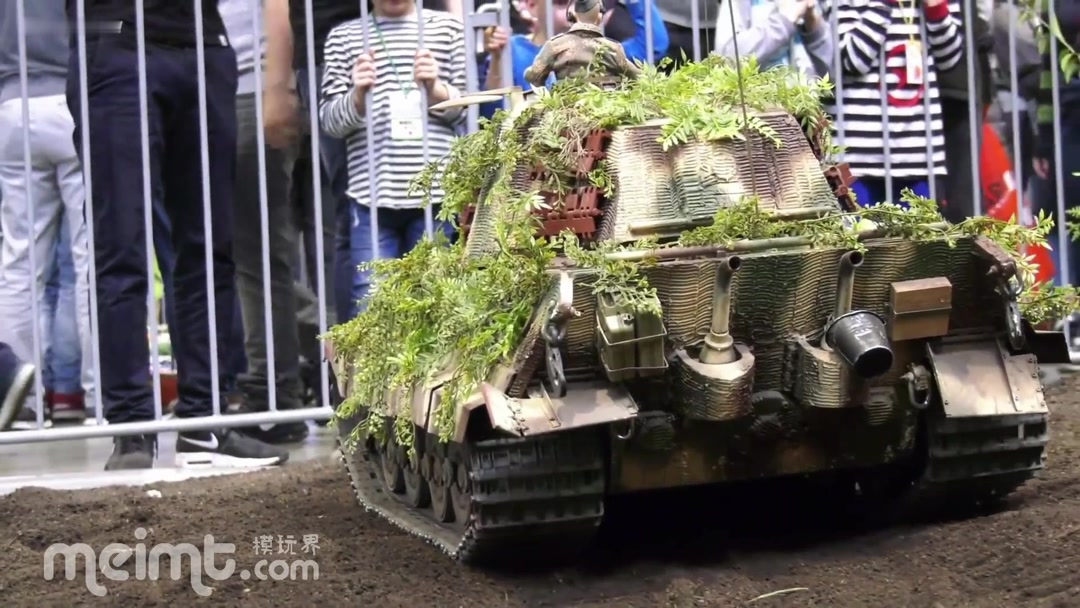 RC 遥控模型坦克,RC 遥控军用车辆模型