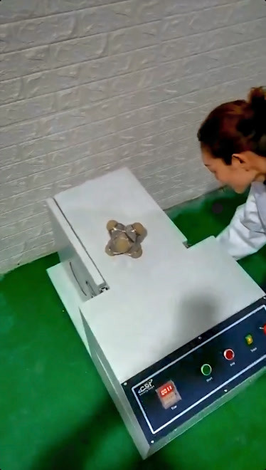 泗泾 地毯六足滚筒试验仪操作视频——上海程斯智能科技