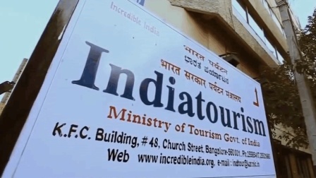 印度人究竟有多自恋?每个景点上都写上"不可思议的印度"!