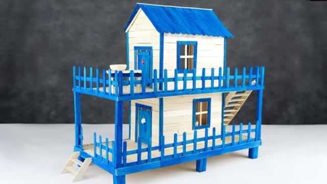 手工达人用冰棒棍为可爱的小仓鼠打造了一座双层别墅,看着真...