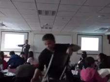 崔震雄老师教学技巧融冰及分组讨论