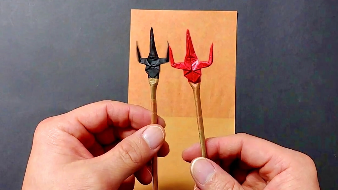 半张纸就能折出迷你武器“三叉戟”,简单好玩,省纸又省心!