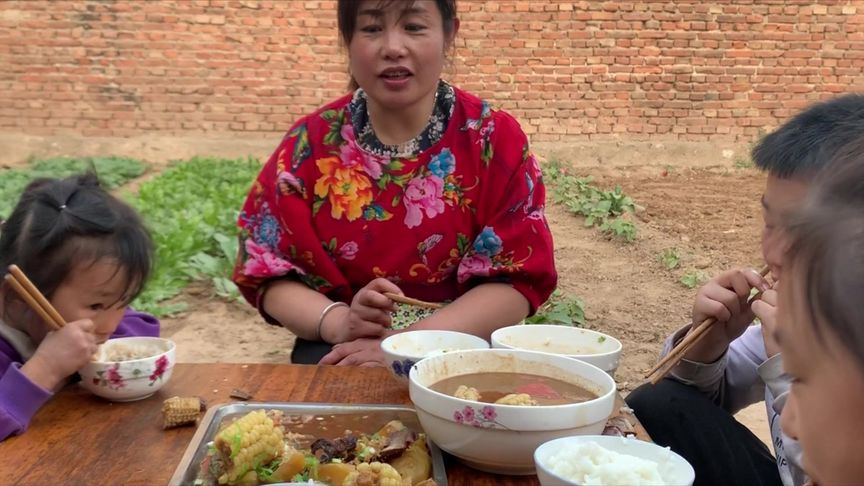 萱姐家常炖排骨这样做最好吃!做法简单好吃不腻,一盆一会就抢光