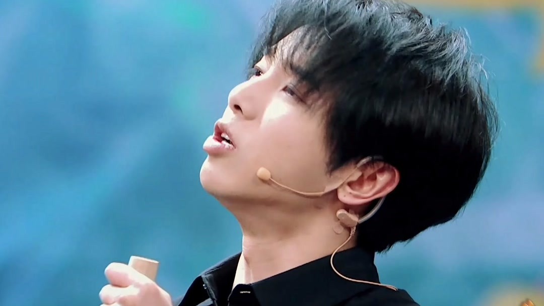 《王牌对王牌4》华晨宇扫个地都要彪高音 沈腾李晨被评颜值担当?