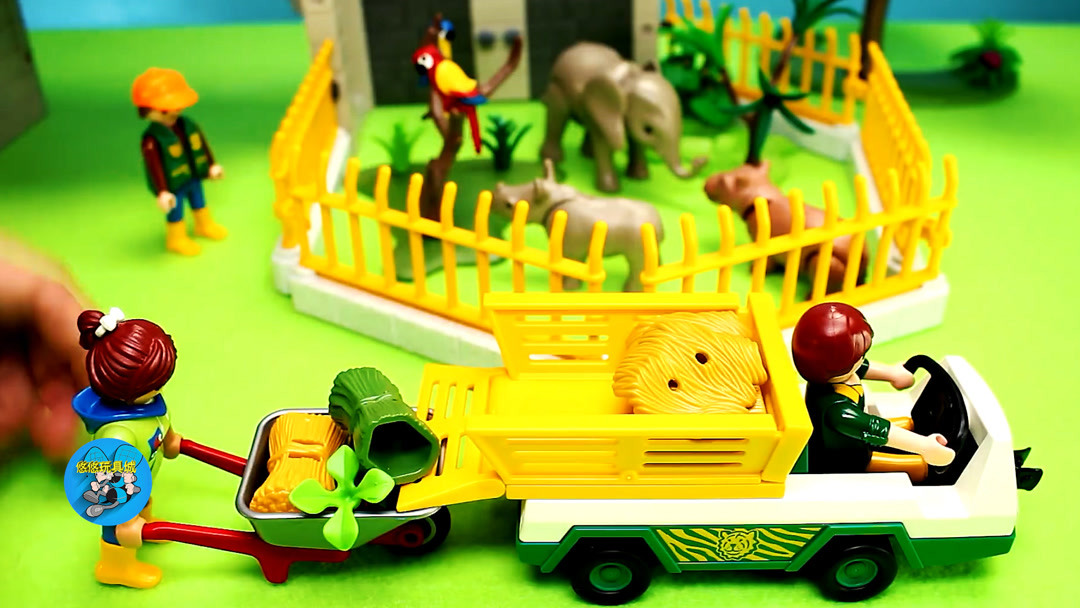 儿童小动物园运输车小推车蔬菜食玩大象猴子长颈鹿斑马儿童玩具