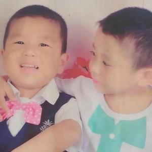 大愚小二家的胖书僮 