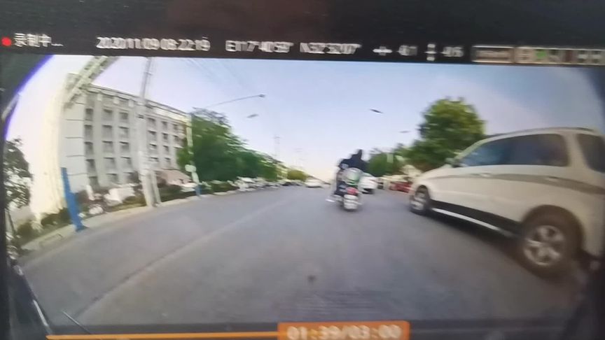 UNIT自带行车记录仪的清晰度