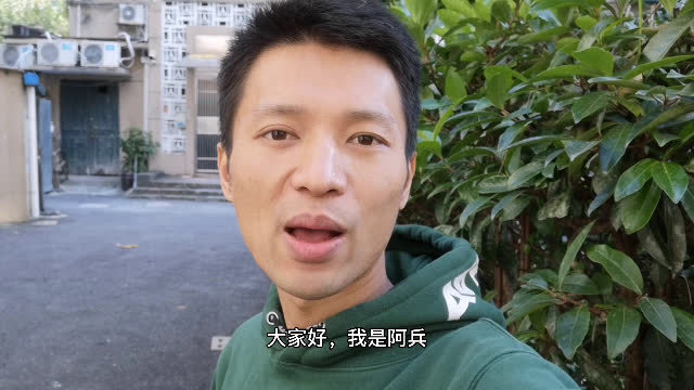 很多人以为洗衣机排水阀坏了,只会不排水