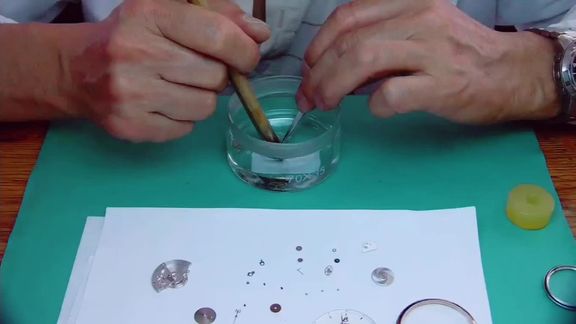 依波路手表清洗保养#修手表 #包修好