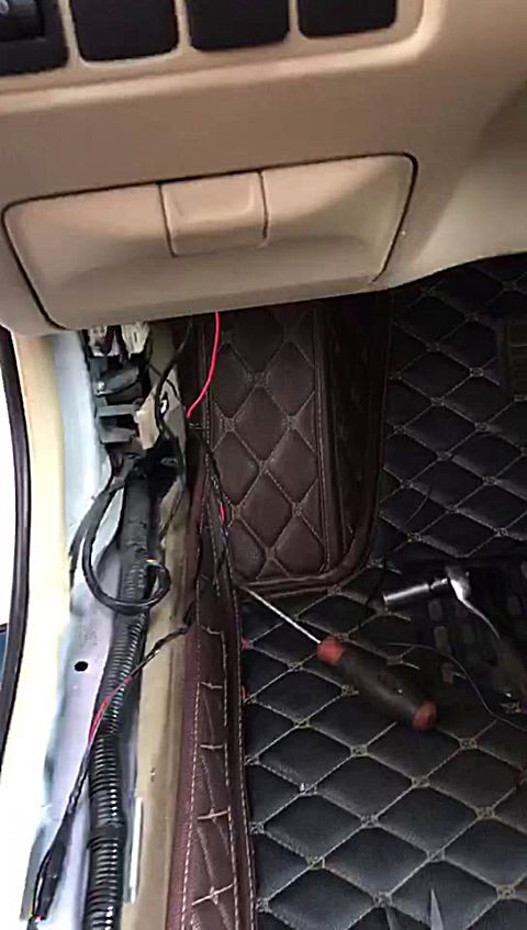 TCL车载定位器安装视频