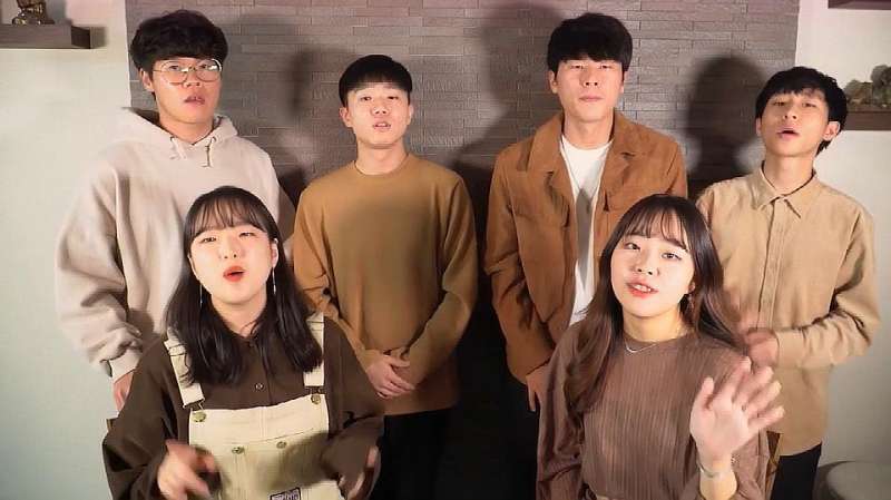 6个人演唱《不能说的秘密》,全程用人声伴奏,连乐器都模拟出来