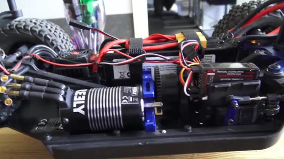 22V 6s供电 2200Kv高转无刷电机RC模型安装