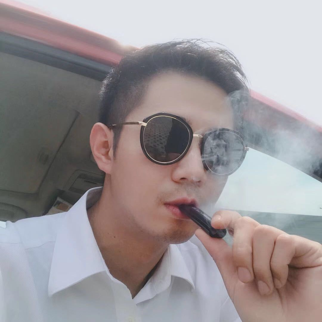 祖国的花朵别样红 