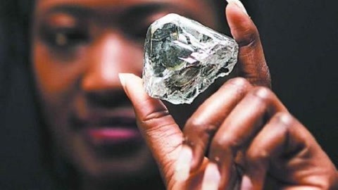 欺骗全世界的钻石,价值几毛钱一克拉?看完你可能就不淡定了