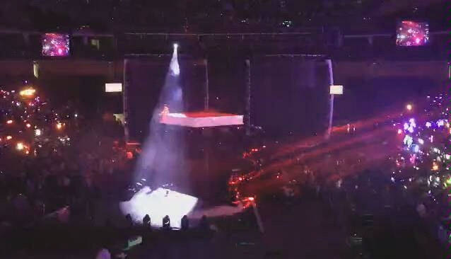 2018-2019跨年演唱会,华晨宇蜉蝣,斗牛只录了一半