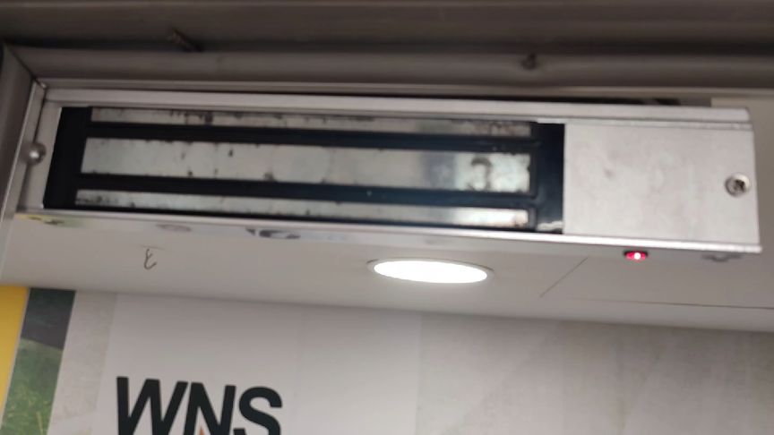 门禁系统,视频监控,无线wifi,有线网络,安装维修销售。